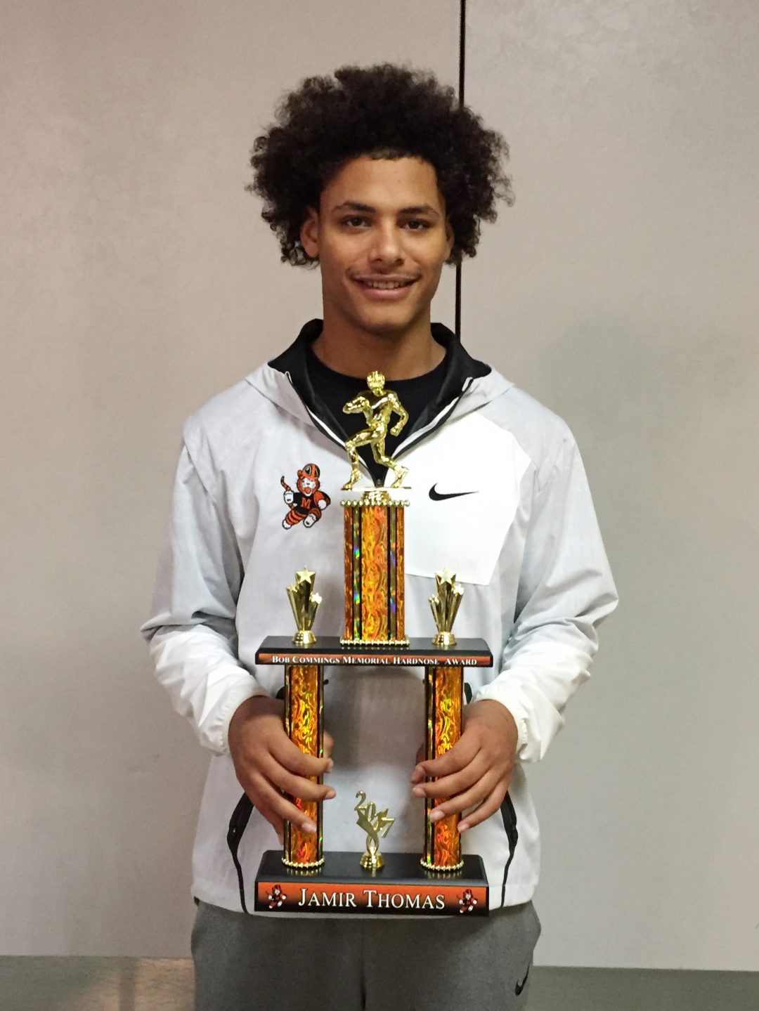 2017 Hardnose Award Goes To Jamir Thomas - MassillonTigers.com