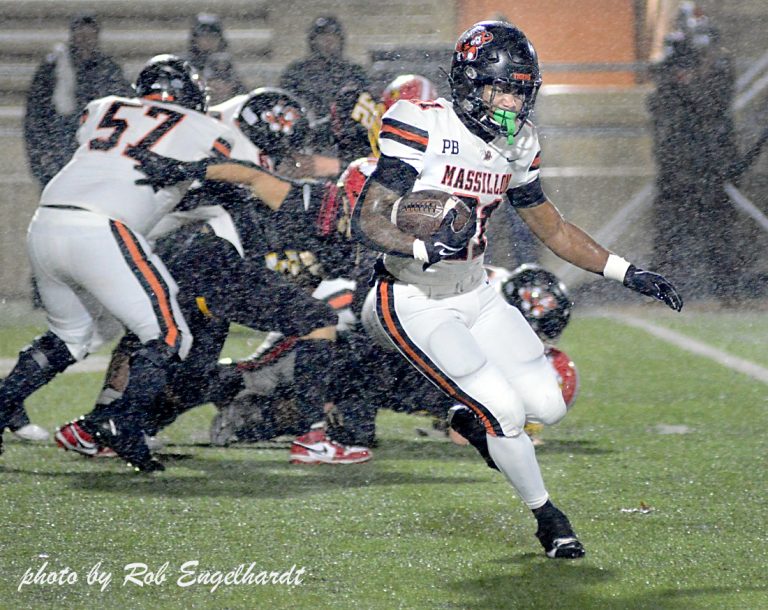 Massillon Playoff Run Ended by Big Walnut - MassillonTigers.com