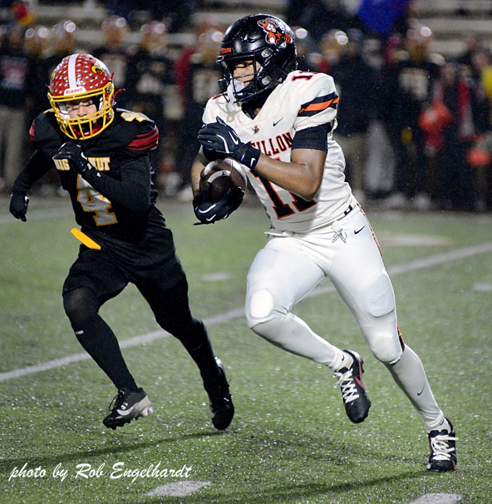 Massillon Playoff Run Ended by Big Walnut - MassillonTigers.com