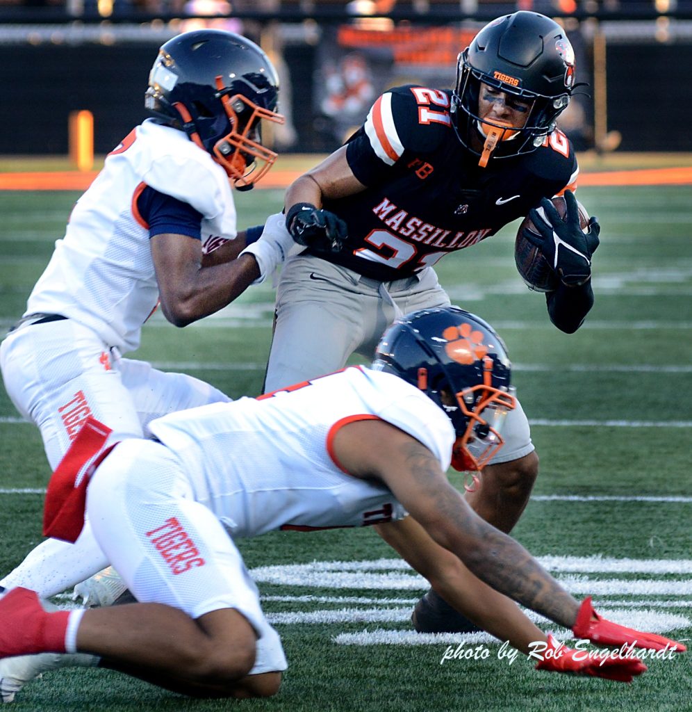 Massillon Evens the Slate with a Convincing Win over Bennett - MassillonTigers.com