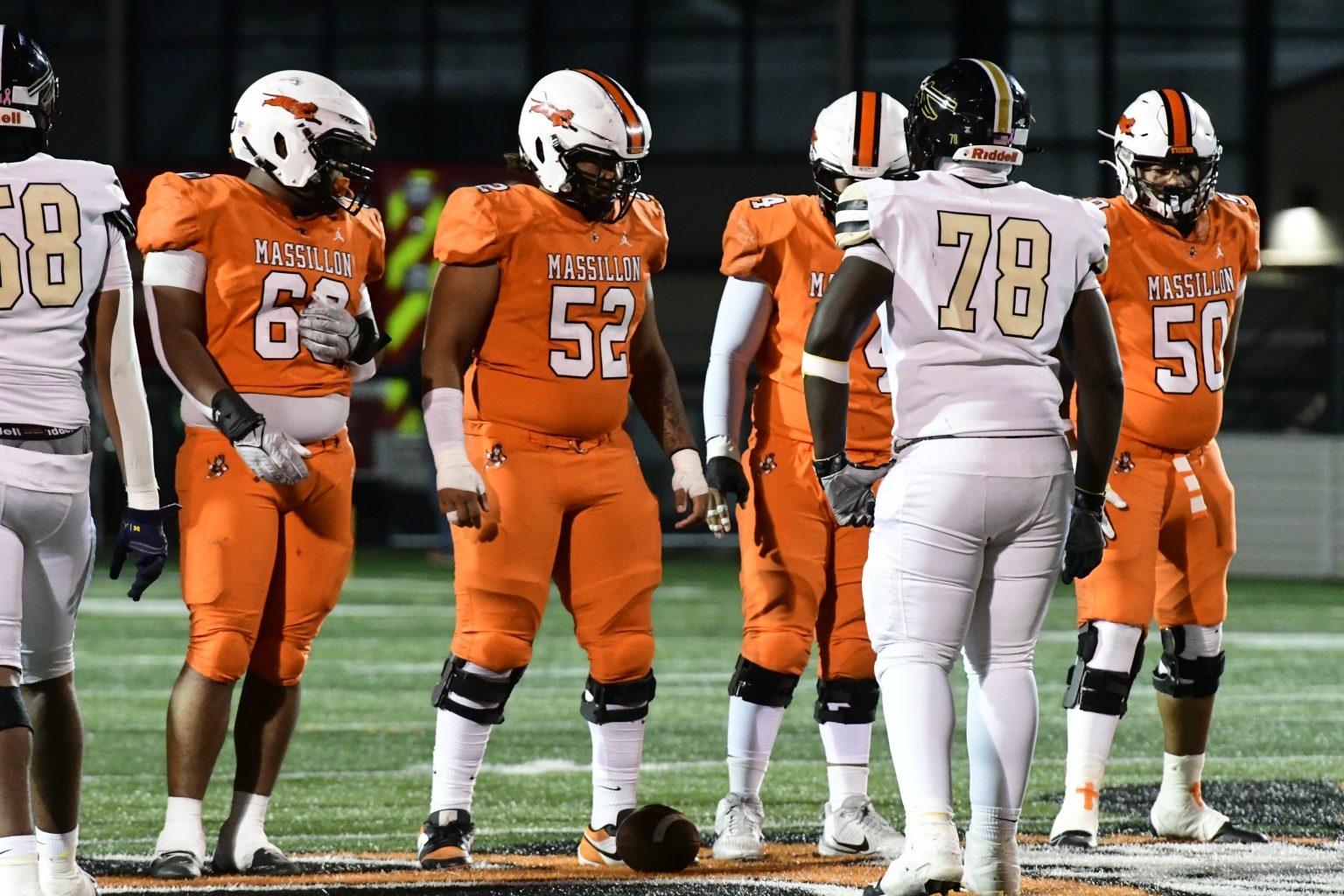 Massillon Wears Down Warren Harding in 42-10 Victory - MassillonTigers.com